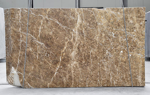 Light Emperador – Multi-Rich